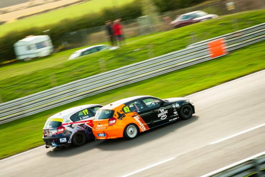 Bluestuff-Equipped Team Hamster Racing Climb the Ranks in 750MC BMW 116 ...