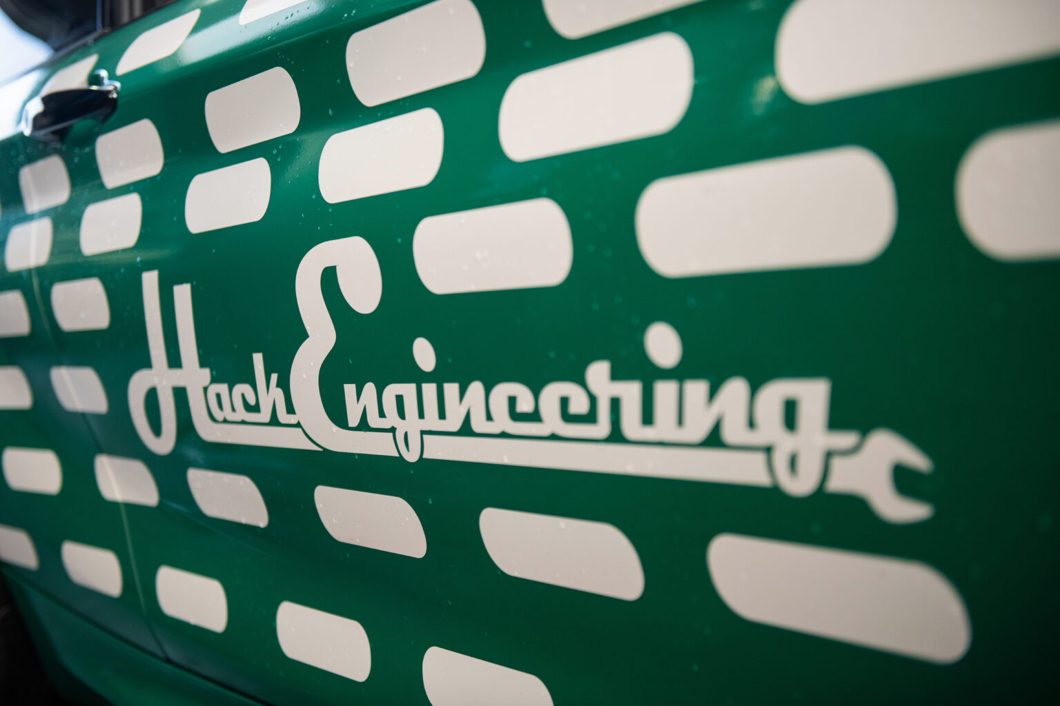 Hack Engineering Upgrades to 6-Pot Apollo Big Brake Kit on 600bhp BMW ...